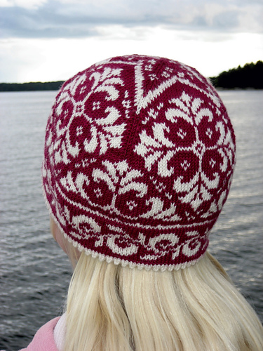 Ravelry: Edith the Hat pattern by Johanne Landin