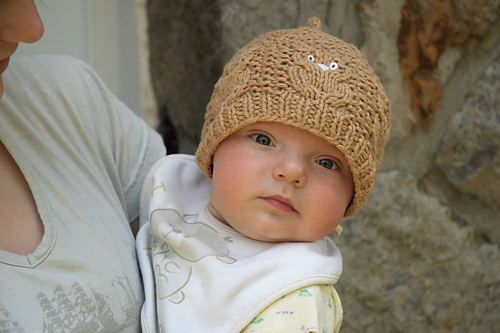 Ravelry: Owl Tuque pattern by Barbara Prime