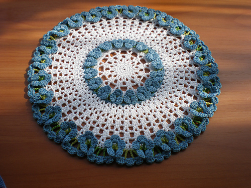 Ravelry: Pretty Flower Doily pattern by American Thread Company