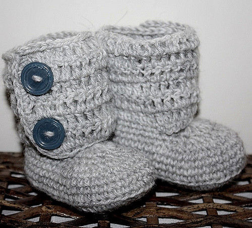 Ravelry: Baby Ankle Boots pattern by Mon Petit Violon