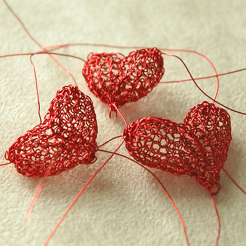 Ravelry: Red Hearts pattern by Yael Falk