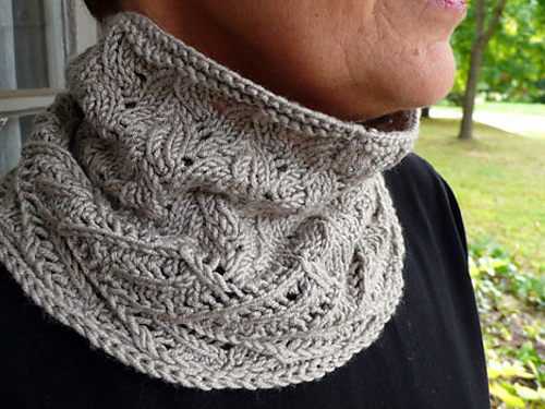 Ravelry: Ivy Vines pattern by Anne Hanson