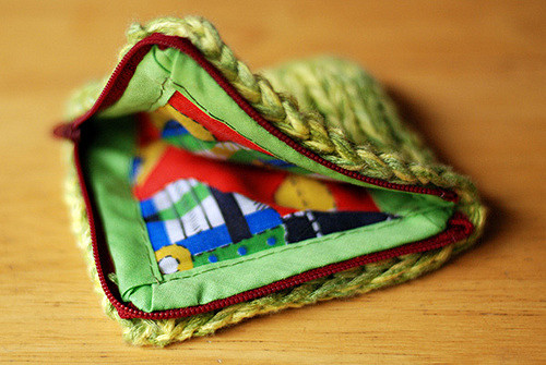 Ravelry: Lined Zippered Knit Coin Pouch pattern by Lee Meredith