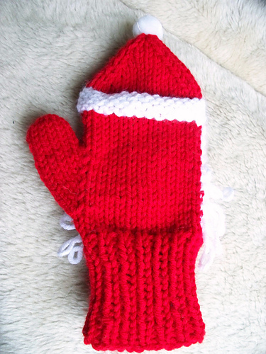 Ravelry: Santa Mittens pattern by Theresa Pendlebury