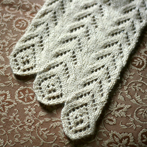 Ravelry: Leda pattern by pamela wynne