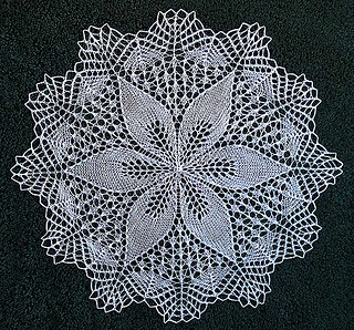 Ravelry: Julie pattern by Hendes Verden