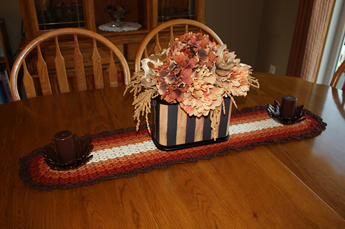 Ravelry: Shell Table Runner pattern by Annie Potter Presents