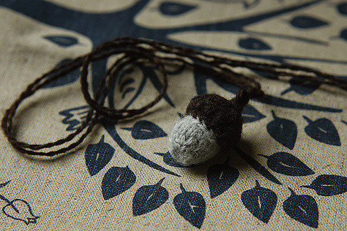 Ravelry: Wee Twee Tiny Acorn tutorial pattern by pamela wynne