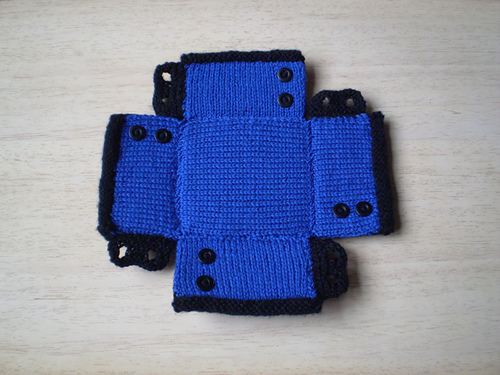 Ravelry: Button Up Boxes pattern by Frankie Brown