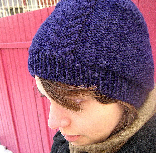 Ravelry: Mabel Murple pattern by Emma Fucci