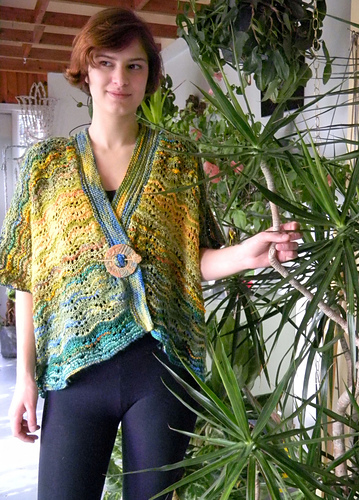 Ravelry: LEAF LIGHTS SPRING KIMONO pattern by Jane Thornley