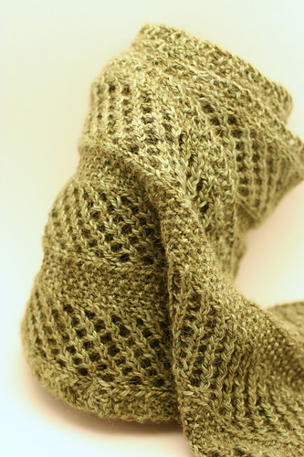 Ravelry: Foreign Correspondent's Scarf pattern by Lexy Lu