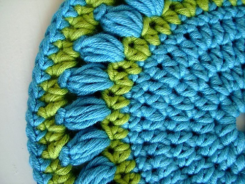 Ravelry: Round Potholder with Decorative Border pattern by CasaDiAries