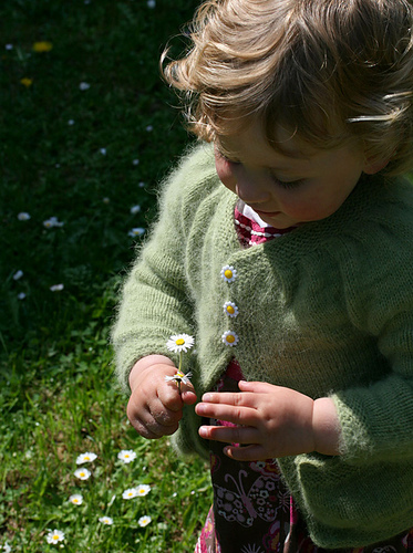 Ravelry: Mini Manu pattern by Kate Davies Designs