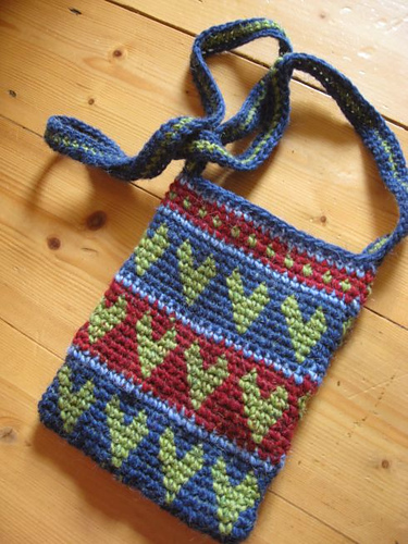 Ravelry: Hearty Tapestry Bag pattern by Irene Lundgaard