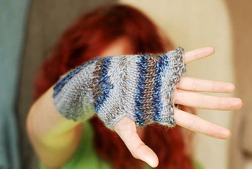 Ravelry: Swerve pattern by Lee Meredith