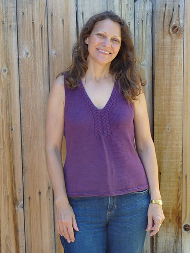 Ravelry: Becky pattern by Debbie Bliss