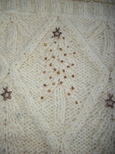 Ravelry: Diamonds are Fir-Ever pattern by Jeanne Whiteside