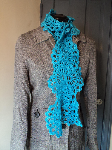 Ravelry: Victoria Scarf pattern by Robyn Chachula
