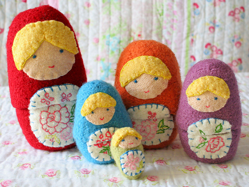 Ravelry: Nesting Dolls pattern by Katie Startzman