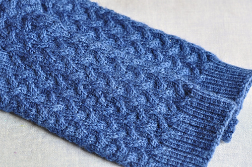 Ravelry: Weave a Wave Socks pattern by Lynn Carson Harris