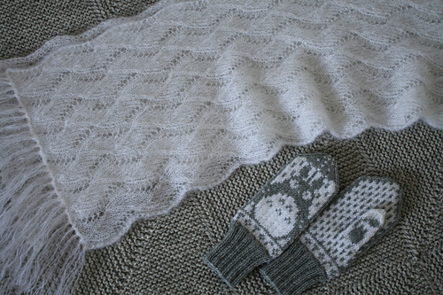Ravelry: luminen's totoro mittens