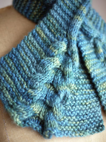 Ravelry: Cabled Keyhole Scarf pattern by Anne Hanson
