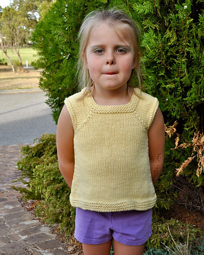 Ravelry: Versa pattern by Shannon Passmore