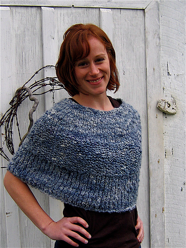 Ravelry: Crafty Capelet pattern by Dalis Davidson