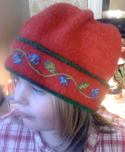 Ravelry: Ann's Red Hat pattern by Martha Marques