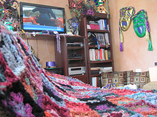 Ravelry: wiLDaBoUtCoLoR's DiAGoNaL GraNNy SqUArE AfGHaN