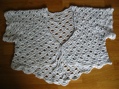 Ravelry: Romantic Bolero with Pearls pattern by Doris Chan