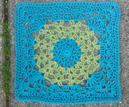 Ravelry: I love the V-Stitch pattern by Dayna Audirsch