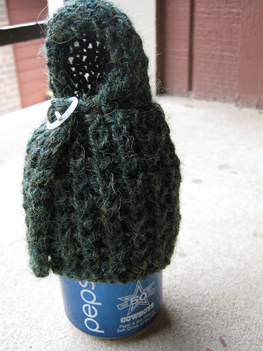 Ravelry: Ribbed Doll Cape pattern by Marika Tobak