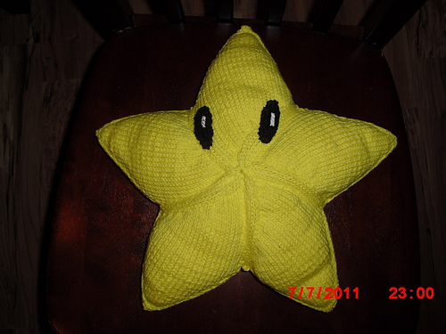 Ravelry: Super Mario Invincibility Star pattern by Rachel Murray