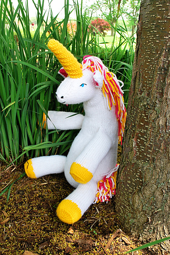 Ravelry: Fluffy Unicorn pattern by Kris Carlson