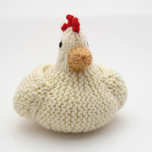 Ravelry: Round Hen pattern by Clare Doornbos