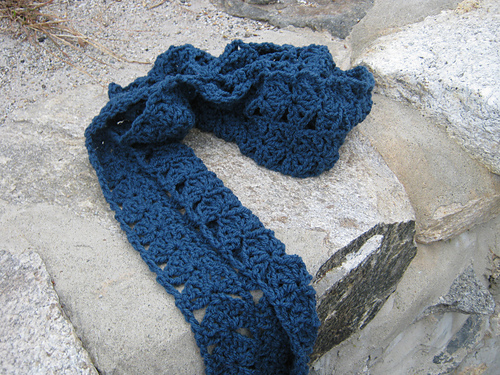Ravelry: Shells & Chains Scarf pattern by Anastacia Zittel