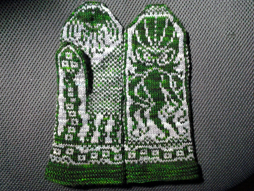 Ravelry: Cthulhu Mittens pattern by Lyle Stafford