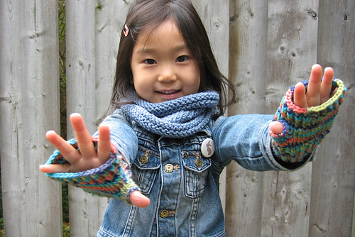 Ravelry: Little Fingers pattern by Flora Cheung