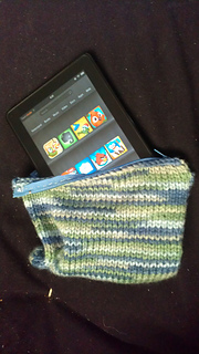 Ravelry: Simple Soft Kindle Fire Case pattern by Terri Oda