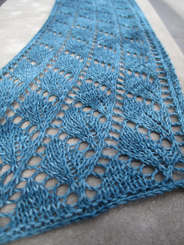 Ravelry: Aberdeen Scarf pattern by Jen Lucas