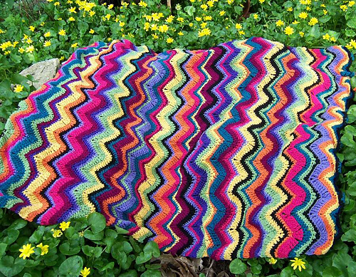 Ravelry: Rickrack Blanket pattern by Bobbi Anderson