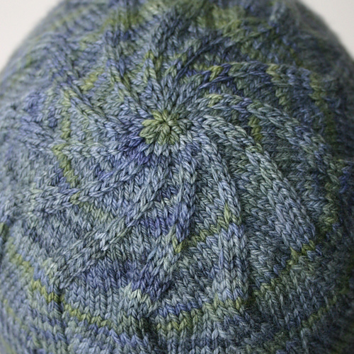 Ravelry: ZigZag Swirl Hat pattern by Elizabeth Seidle