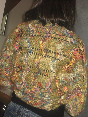 Ravelry: artknitsbyamal's bat-wing shrug-Paola