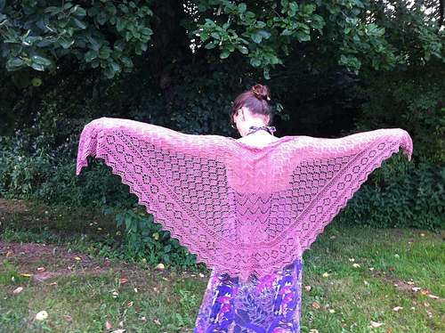 Ravelry: Judith pattern by Julia Riede