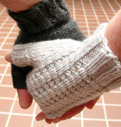 Ravelry: Hold Ewe'r Hand pattern by Kate Lemmers
