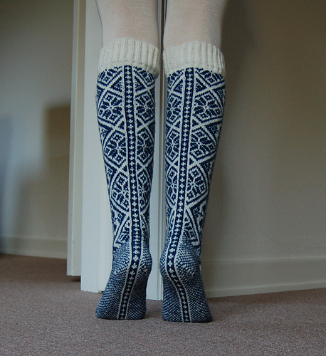 Ravelry: 33. Damestrømpe / Women's Stockings pattern by Rauma Designs