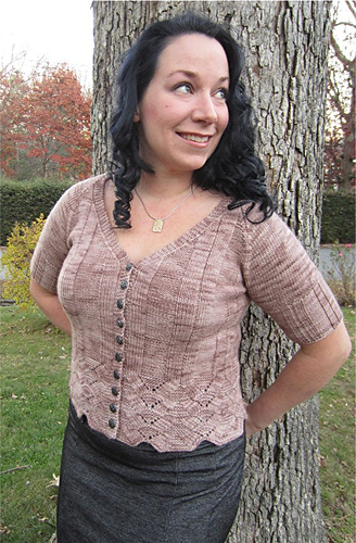 Ravelry: Moksa pattern by Elizabeth Helmich