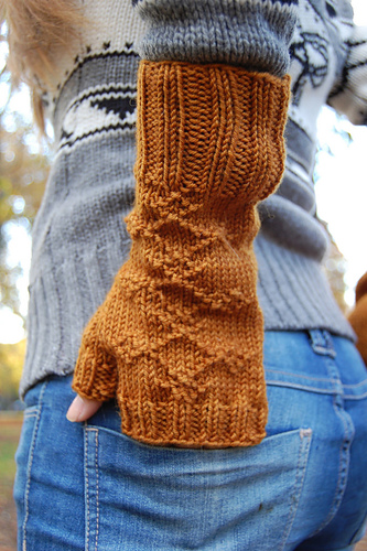 Ravelry: Tamarack pattern by Natalie Selles